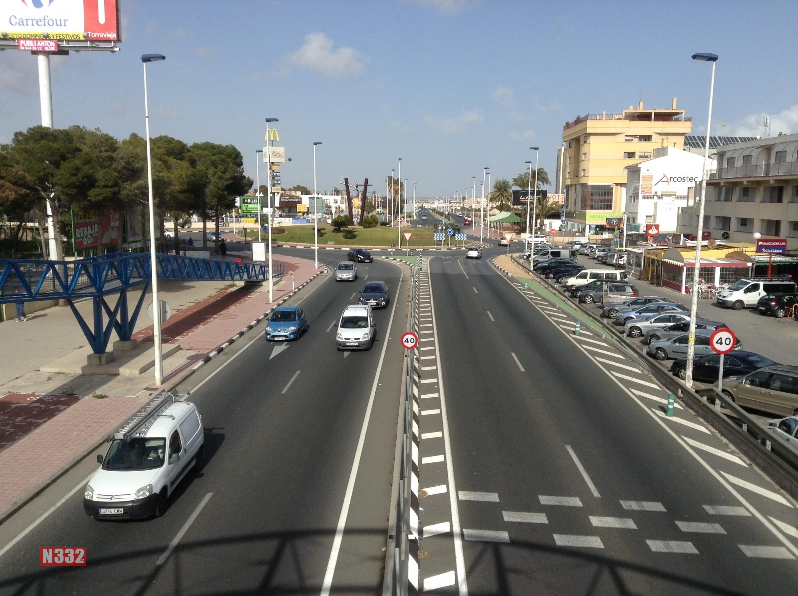 Road Markings and Lines | N332.es - Driving In Spain