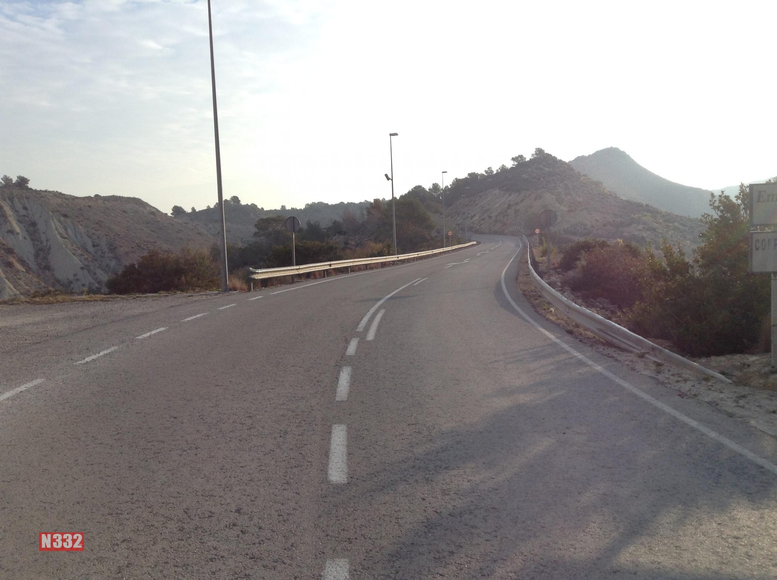 Road Markings and Lines | N332.es - Driving In Spain
