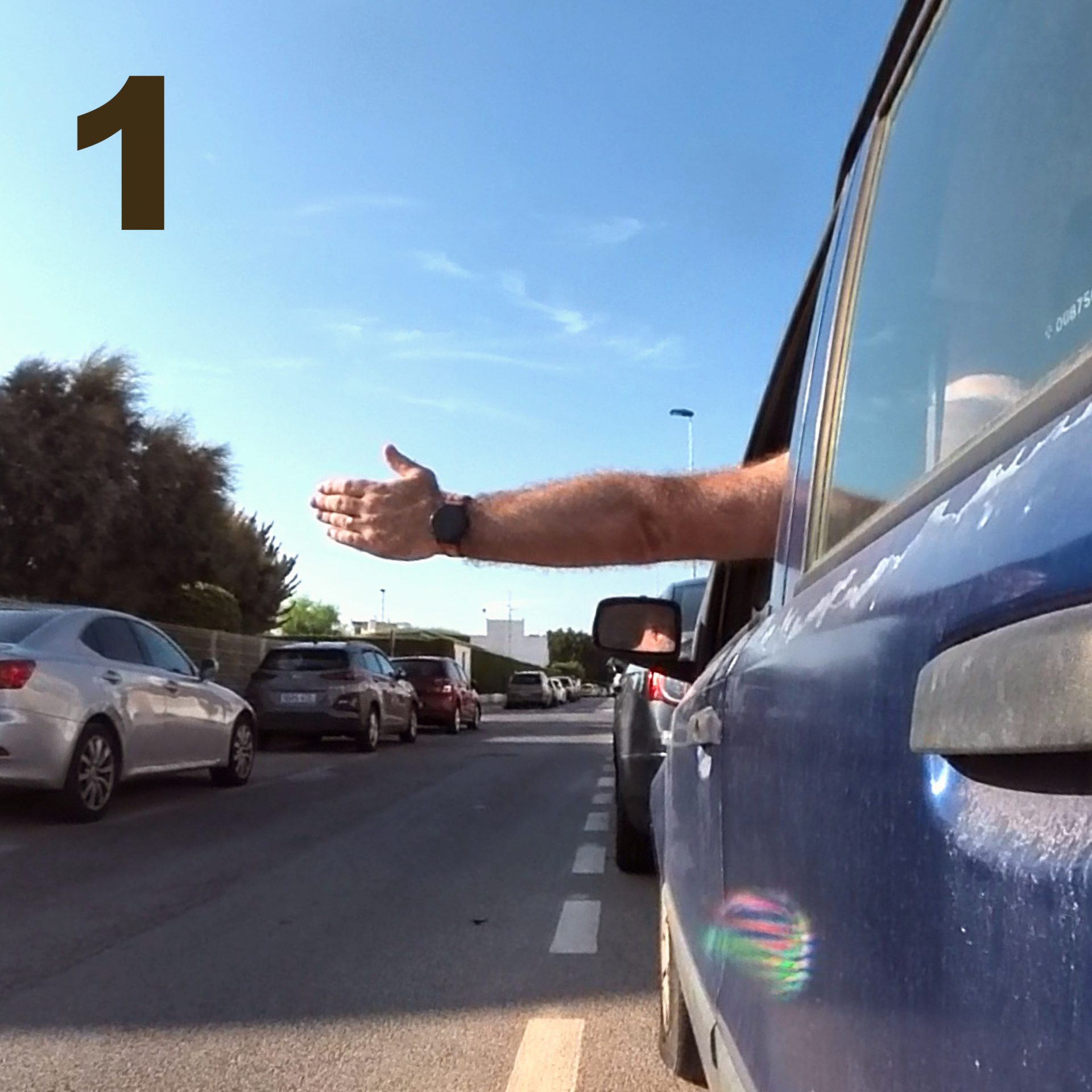 Hand Signals You Must Know When Driving in Spain | N332.es - Driving In ...