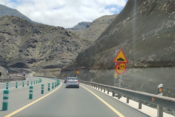 N332 - News and information in English for driving in Spain